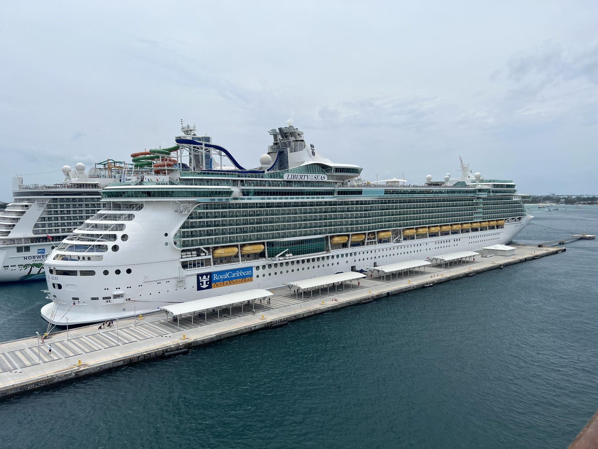 Cruise Ships - Royal Caribbean's Cruise Ship Liberty of the Seas Leaves ...