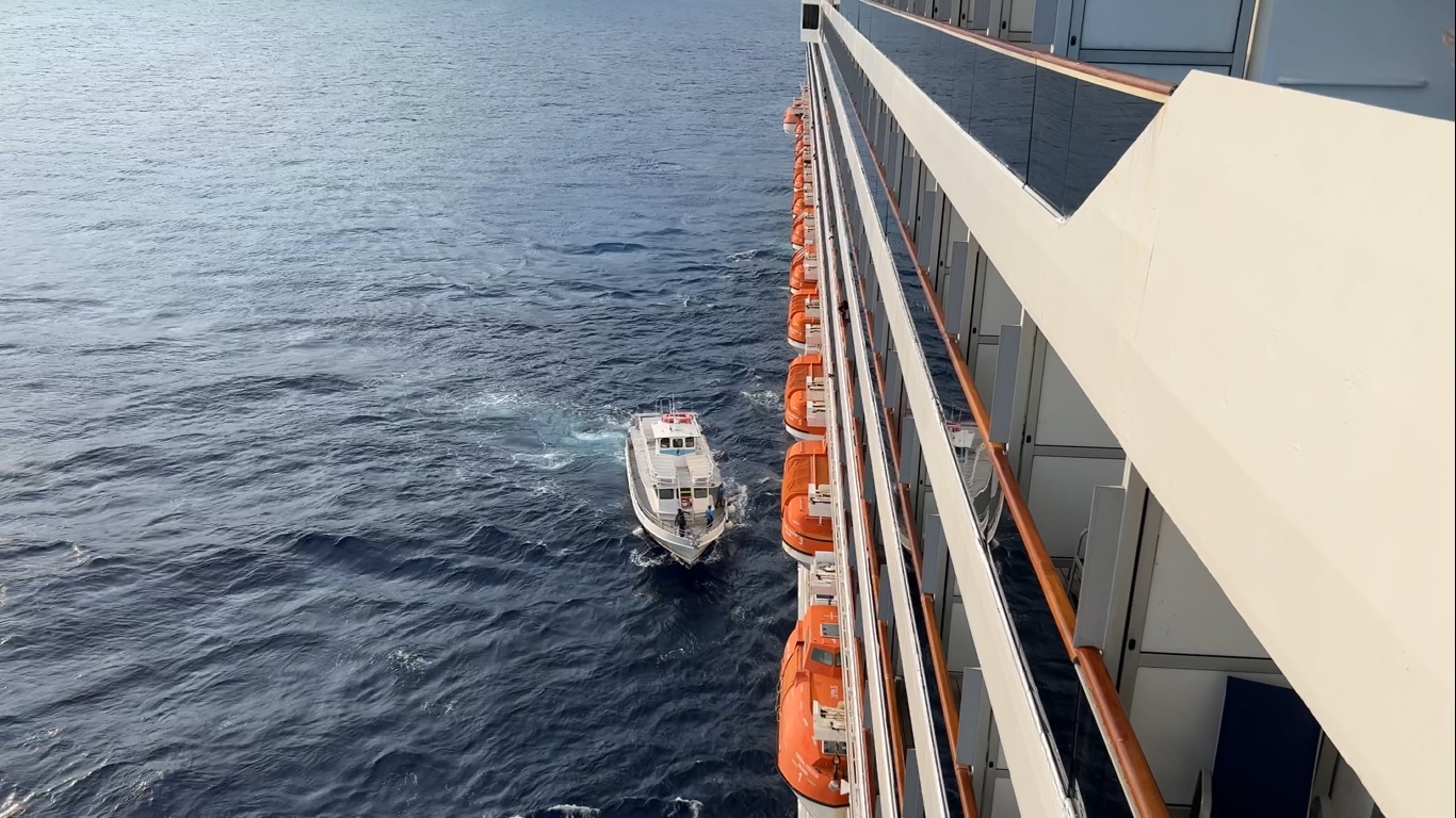 Carnival Freedom Attempts to Tender in High Winds at Private Island ...