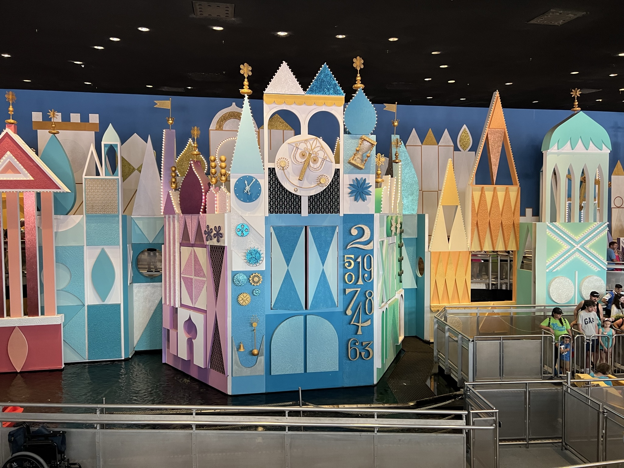 It's a Small World Ride at Magic Kingdom in Walt Disney World Resort ...