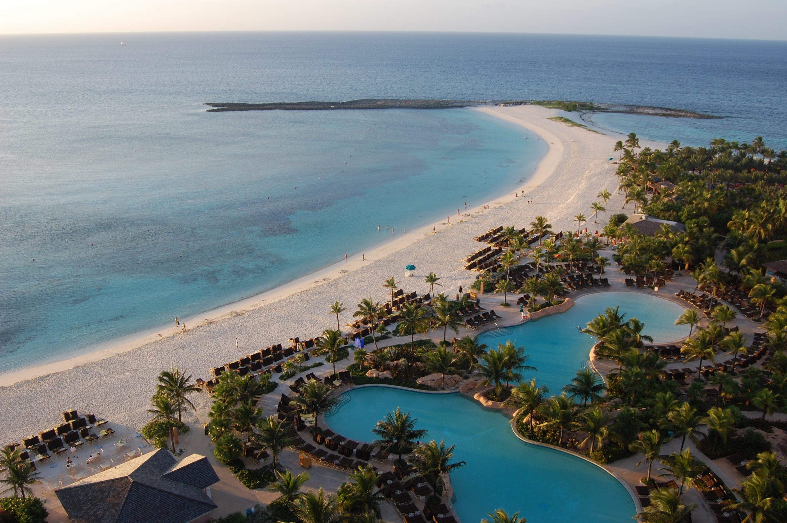 The Top 9 Beaches to Visit in the Bahamas - Cruising Addicts.com - All ...